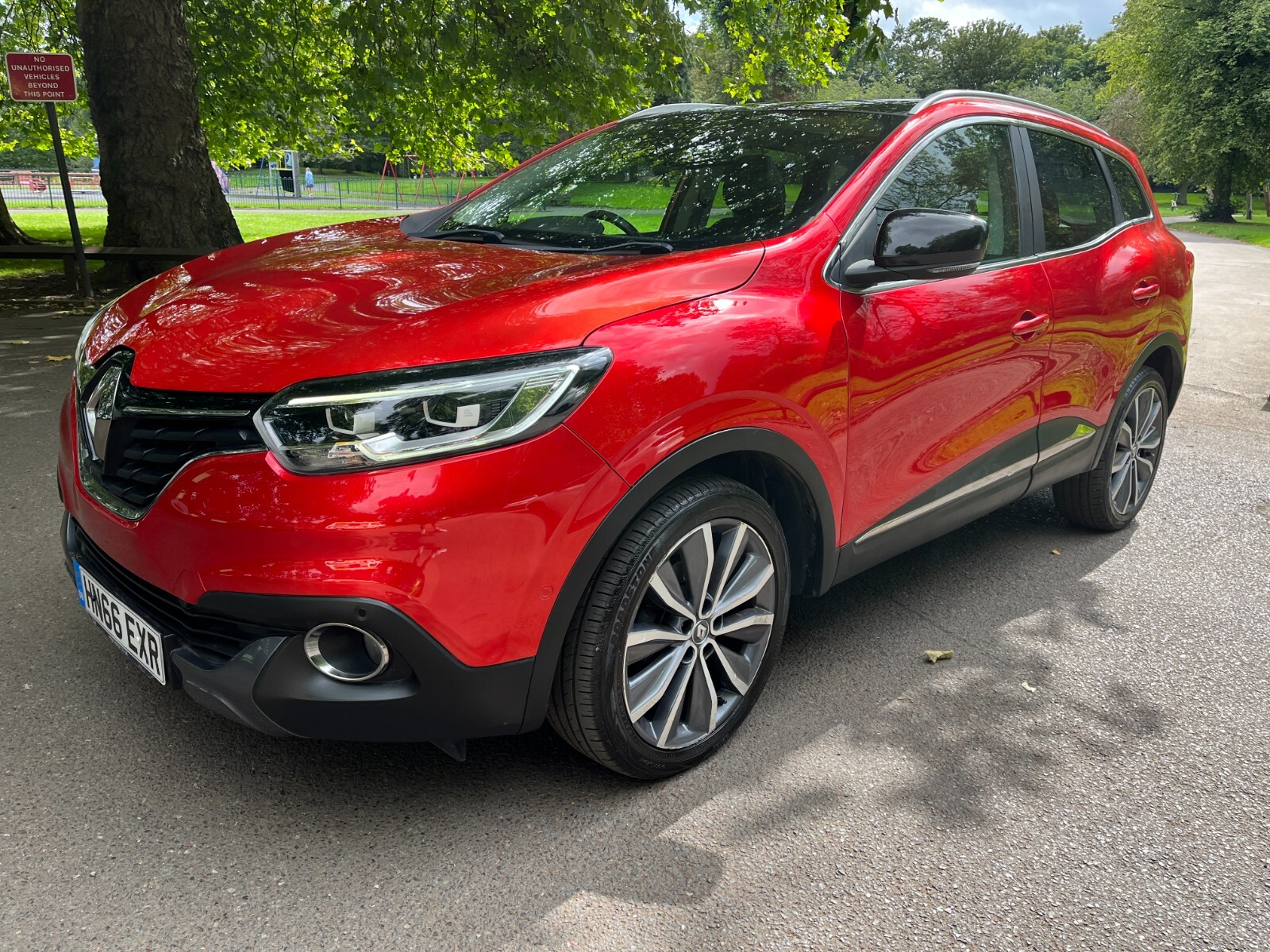 2016 RENUALT KADJAR 1 5 DCi Signature NAV SUV 5dr Diesel EDC Euro 6 s 2016-renualt-kadjar-1-5-dci-signature-nav-suv-5dr-diesel-edc-euro-6-s