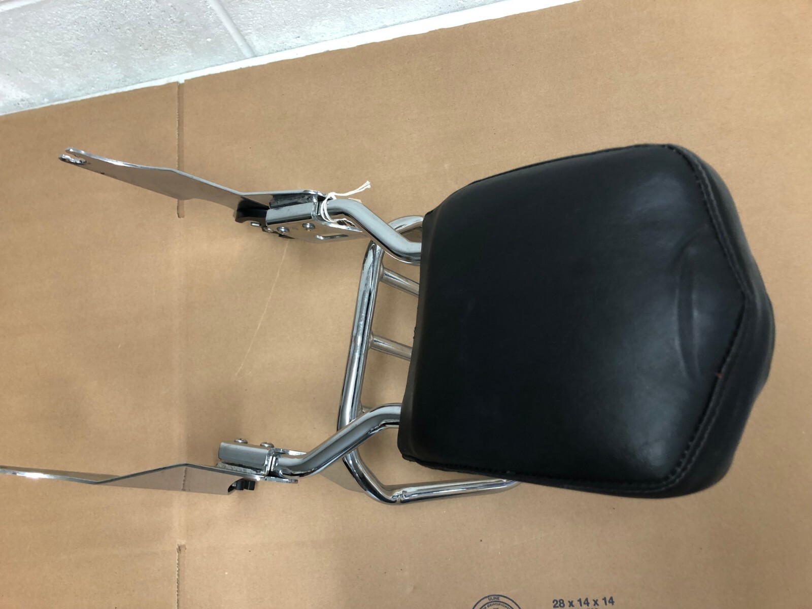 Harley-Davidson Detachable Dyna Backrest with luggage rack FXDB FXDC ...