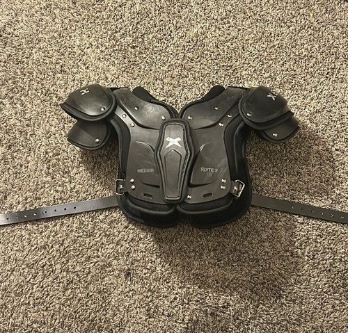 Xenith Flyte 2 TD Youth Football Shoulder Pads Size Medium | eBay