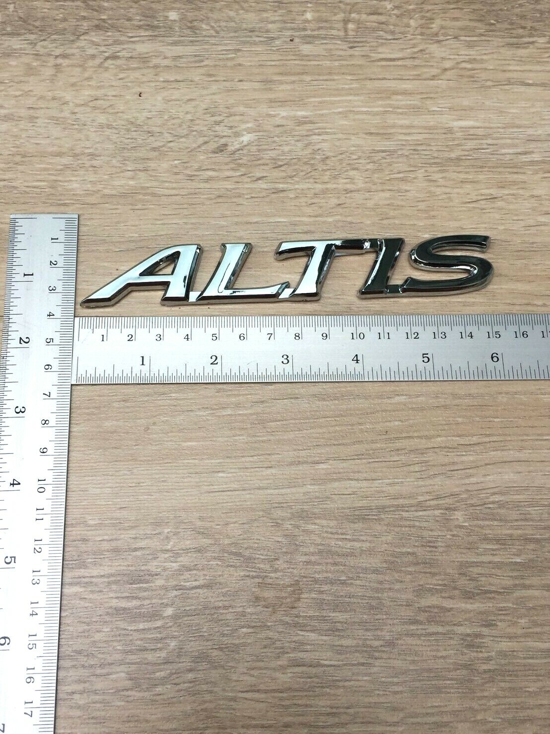 ALTIS TOYOTA CHROME LOGO EMBLEM BADGE FOR TOYOA COROLLA ALTIS 05-18 | eBay