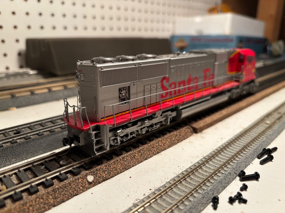 Athearn Genesis HO, SD75M Santa Fe "Warbonnet scheme" 241 | eBay