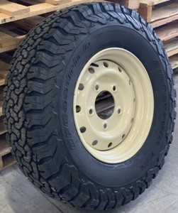 NEW Genuine Land Rover Defender Wolf 16" Steel Wheels & BF Goodrich KO2 ...
