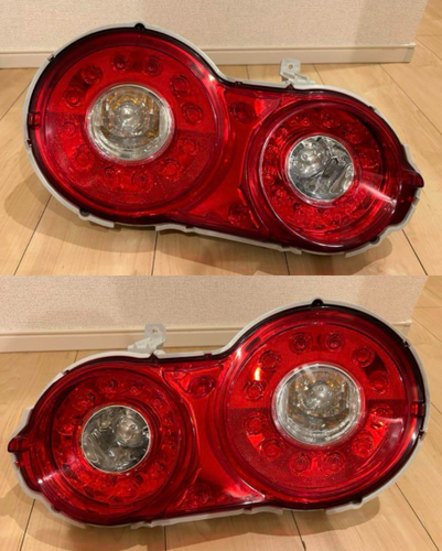 R35 GT-R with full 4-light kit, early LED tail lights, left and right ...
