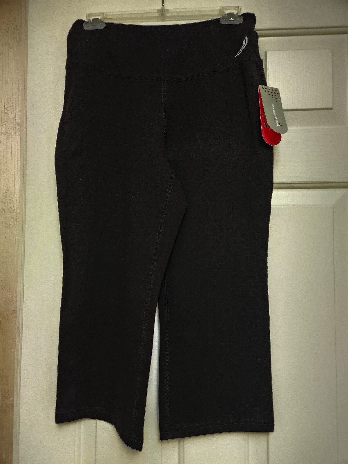 NWT Women Black Exertek Semi-Fitted Crop Pants Activewear Bottoms Small ...
