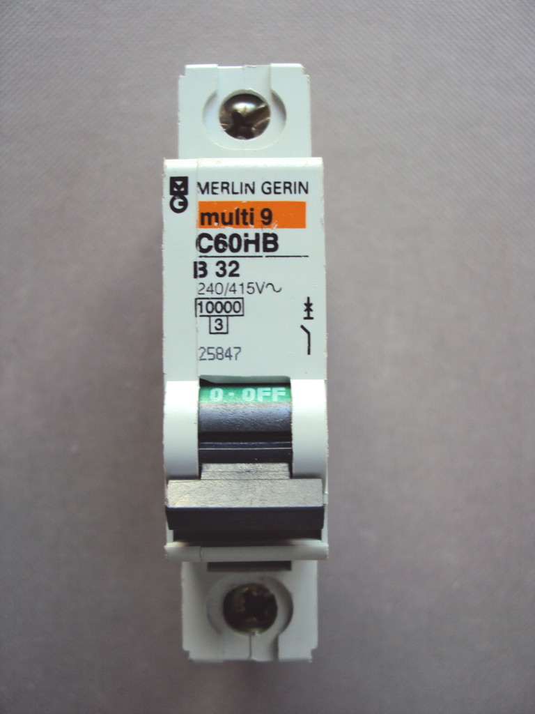MERLIN GERIN MULTI 9 C60HB MCB 2 4 6 10 16 20 32 40 63 AMP TYPE B ...