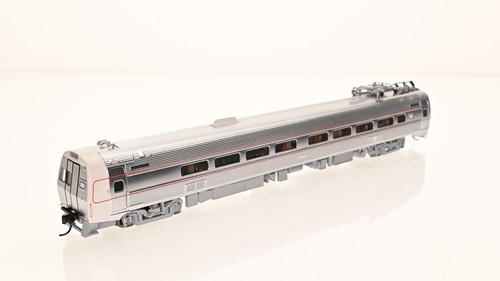 Walthers Proto 85' Budd Metroliner Parlor Penn Central Amtrak HO scale ...