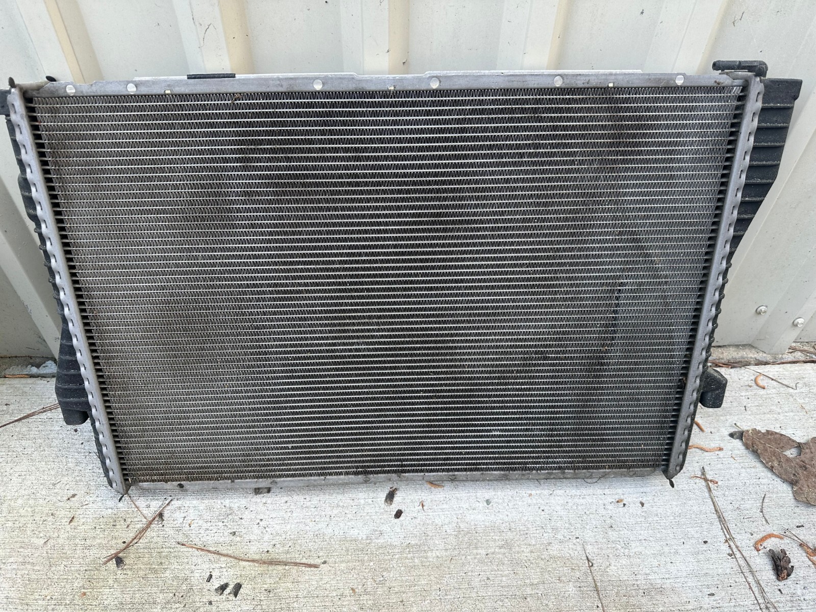 ROLLS-ROYCE COOLANT RADIATOR FOR SILVER SERAPH 99-04 AND BENTLEY ARNAGE ...