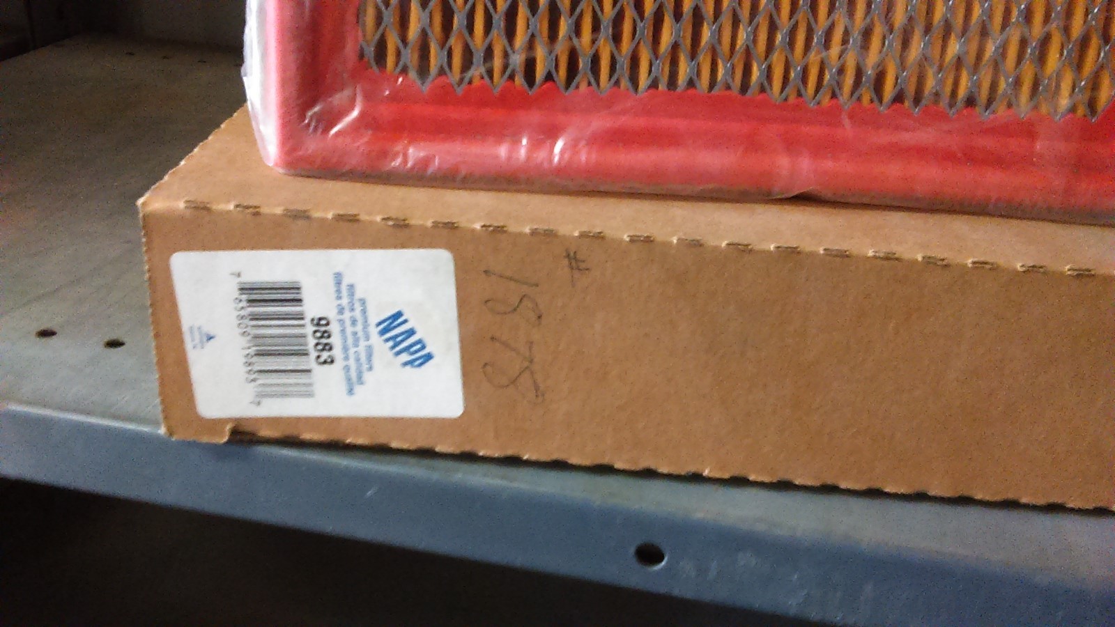 NAPA 9883 - Air filter cross reference