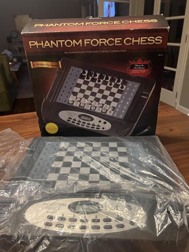 Phantom Force Excalibur Chess Set Electronic Self Moving Pieces ...