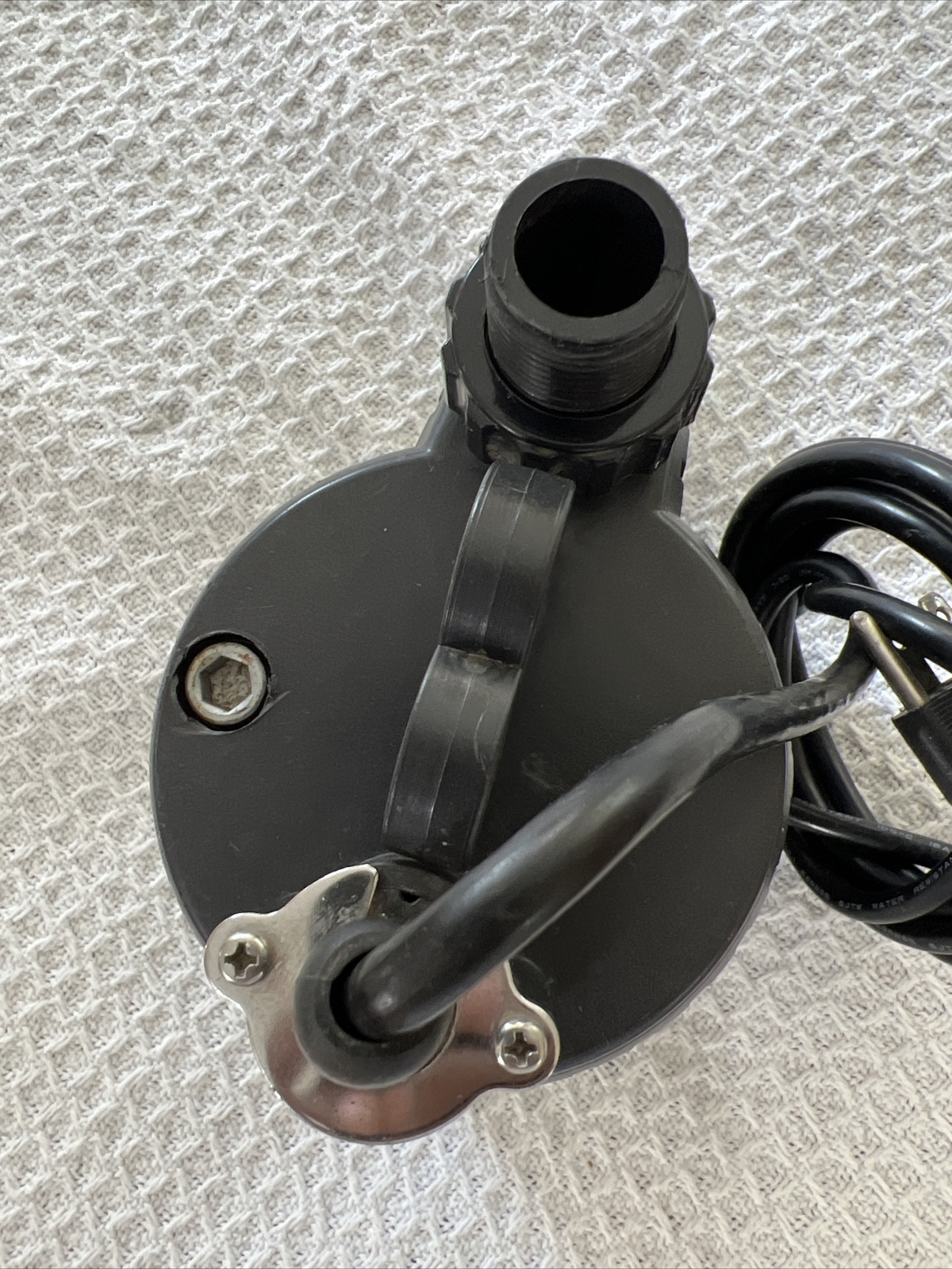 WaterAce /Water Ace Portable Submersible 1/6 Hp ,utility pump. 1500 GPH ...