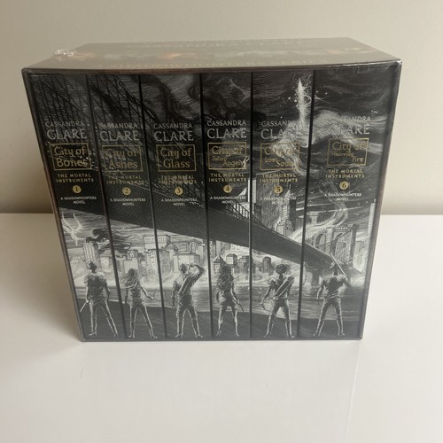 Mortal Instruments, the Complete Collection (Boxed Set) : City of Bones ...