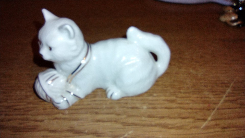 LENOX CAT KITTEN WITH BALL OF YARN FIGURINE | eBay