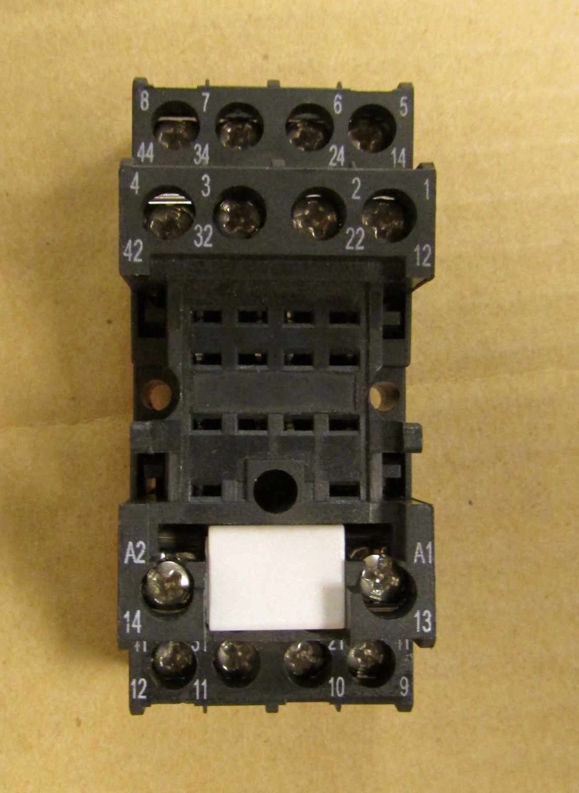 ALLEN BRADLEY 14 Blade Type H Relay Socket 7 Amp 300V 700 HN103 | eBay