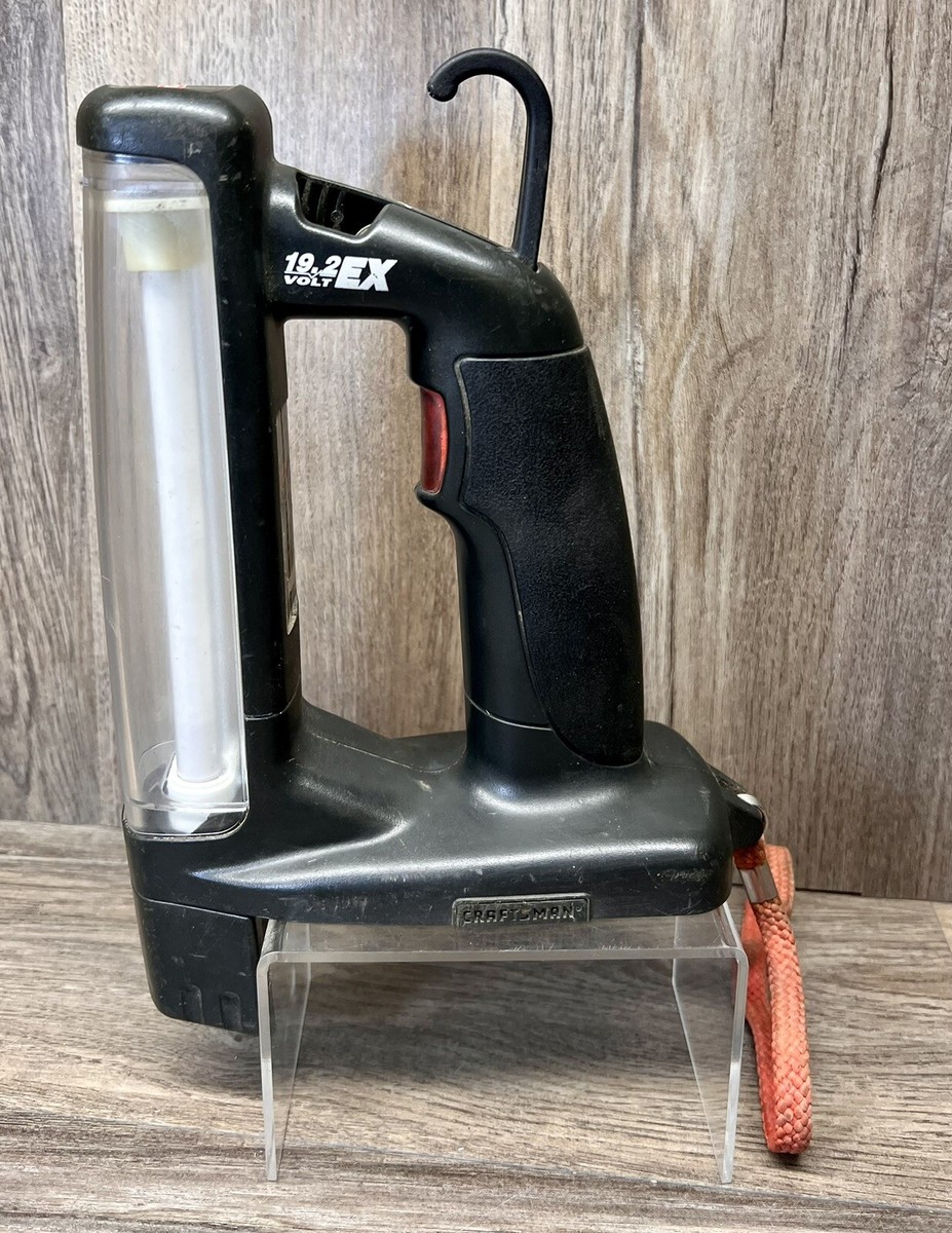 Craftsman Fluorescent Work Light CRAFTSMAN 3000 Lumen LED Plug In