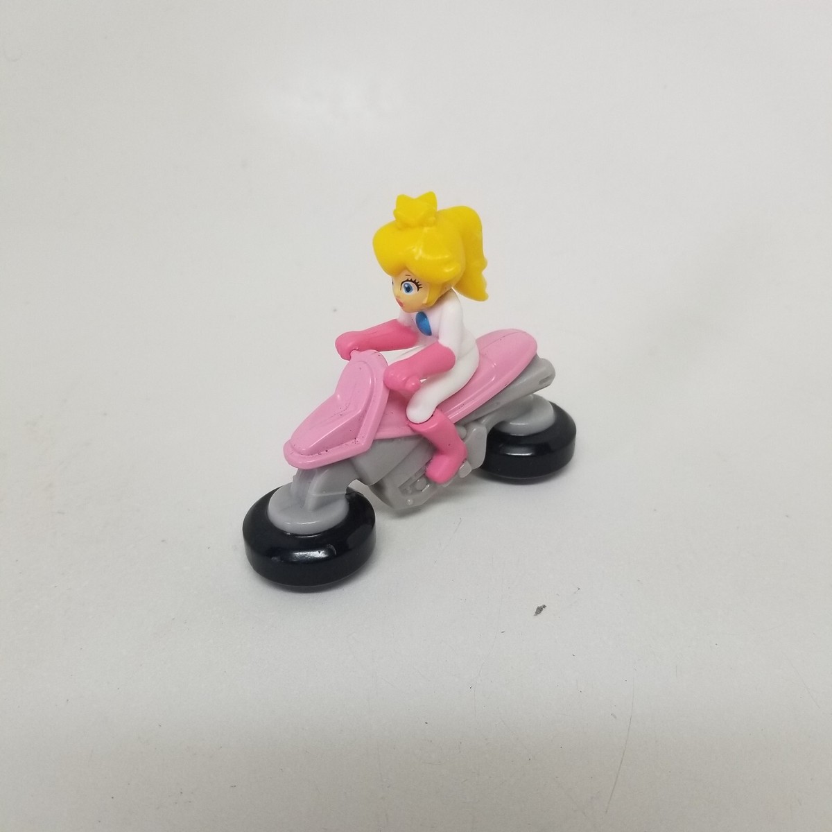 Peach Mario Kart 8 Motorcycle