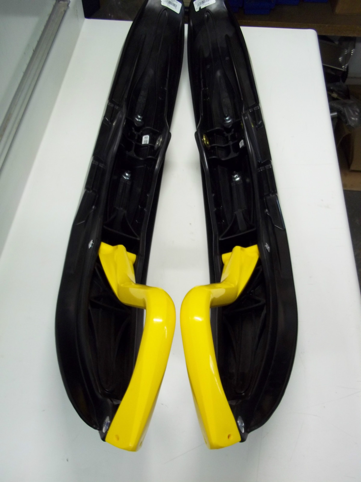 SKI-DOO PILOT 5.7 TRAIL SPORT/PERFORMANCE SKIS WITH 6" CARBIDES, BRAND ...