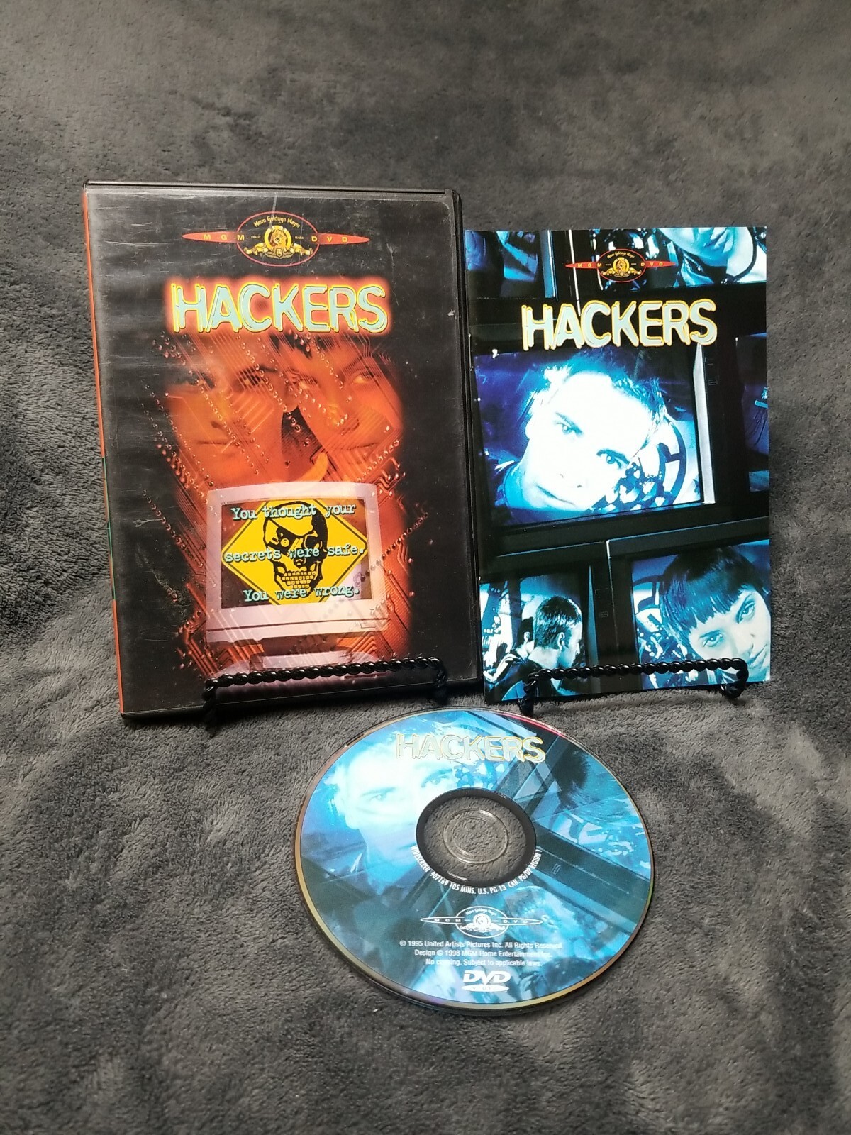 Hackers DVD 1995 Jonny Lee Miller Angelina Jolie Jesse Bradford Crime ...