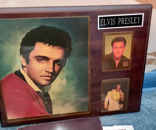 Laminated Pine Wood Plaque Hanging -Vintage Elvis Presley Color ...
