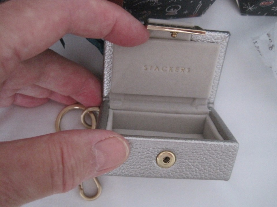 STACKERS NANO KEYRING IN A CRACKER - SET OF 2 CRACKERS - BN - RRP £40 ...