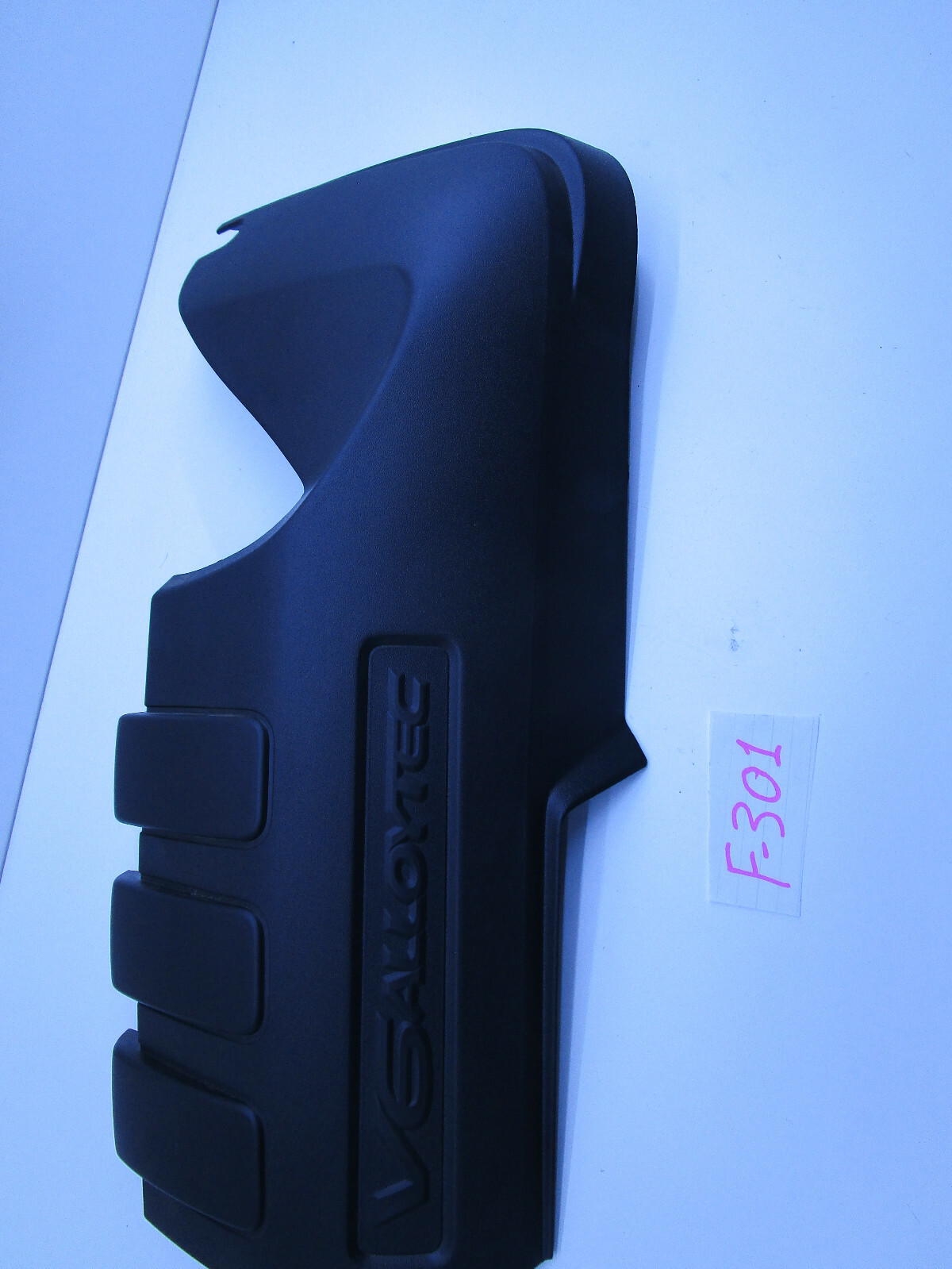 HOLDEN COMMODORE VZ V6 ALLOYTEC ENGINE COVER V6 SV6 DRIVER SIDE GENUINE ...