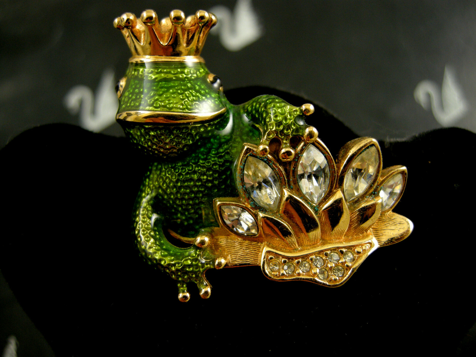 SIGNED SWAROVSKI GOLD PLATED CRYSTAL FROG PIN ~ BROOCH RETIRED | eBay