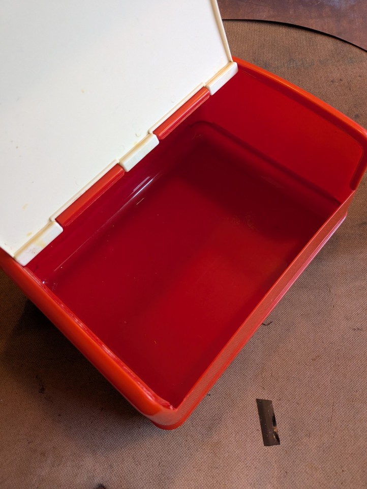 VINTAGE Lustro Ware Red and Creamy White Plastic Bread Box 15x10x8 | eBay