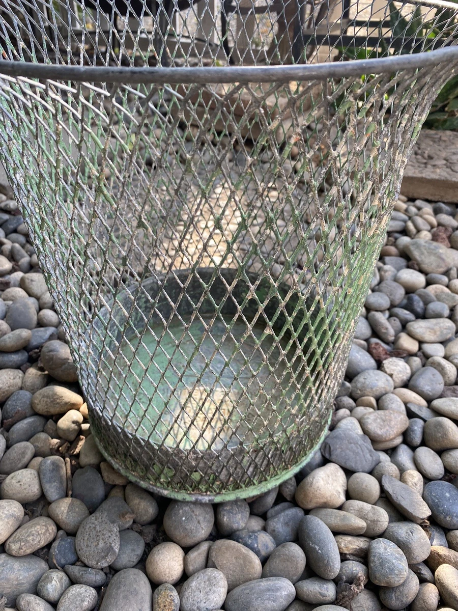 Wire Trash Can