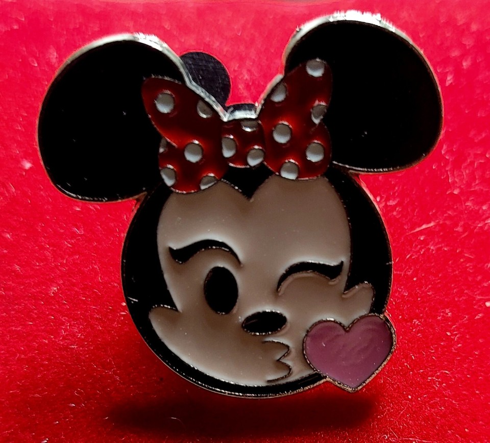 Disney Trading Pin, Emoji Blitz Minnie Mouse Winking And Blowing A Kiss ...