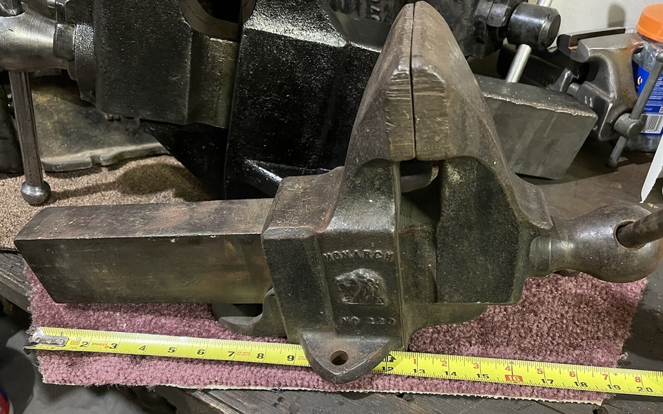 Antique Monarch No 229 Lion Bench Vise 4 1/2" Jaw Pattern Makers Vice ...