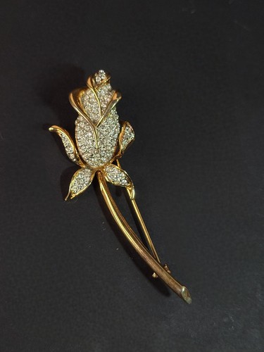 ROSE PAVE CRYSTAL BROOCH PIN VTG RARE - Gem