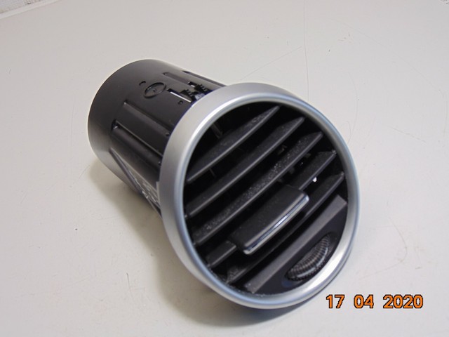 MERCEDES GL Class X164 Front Left Center Dash Air Vent A1648302154 2009 ...