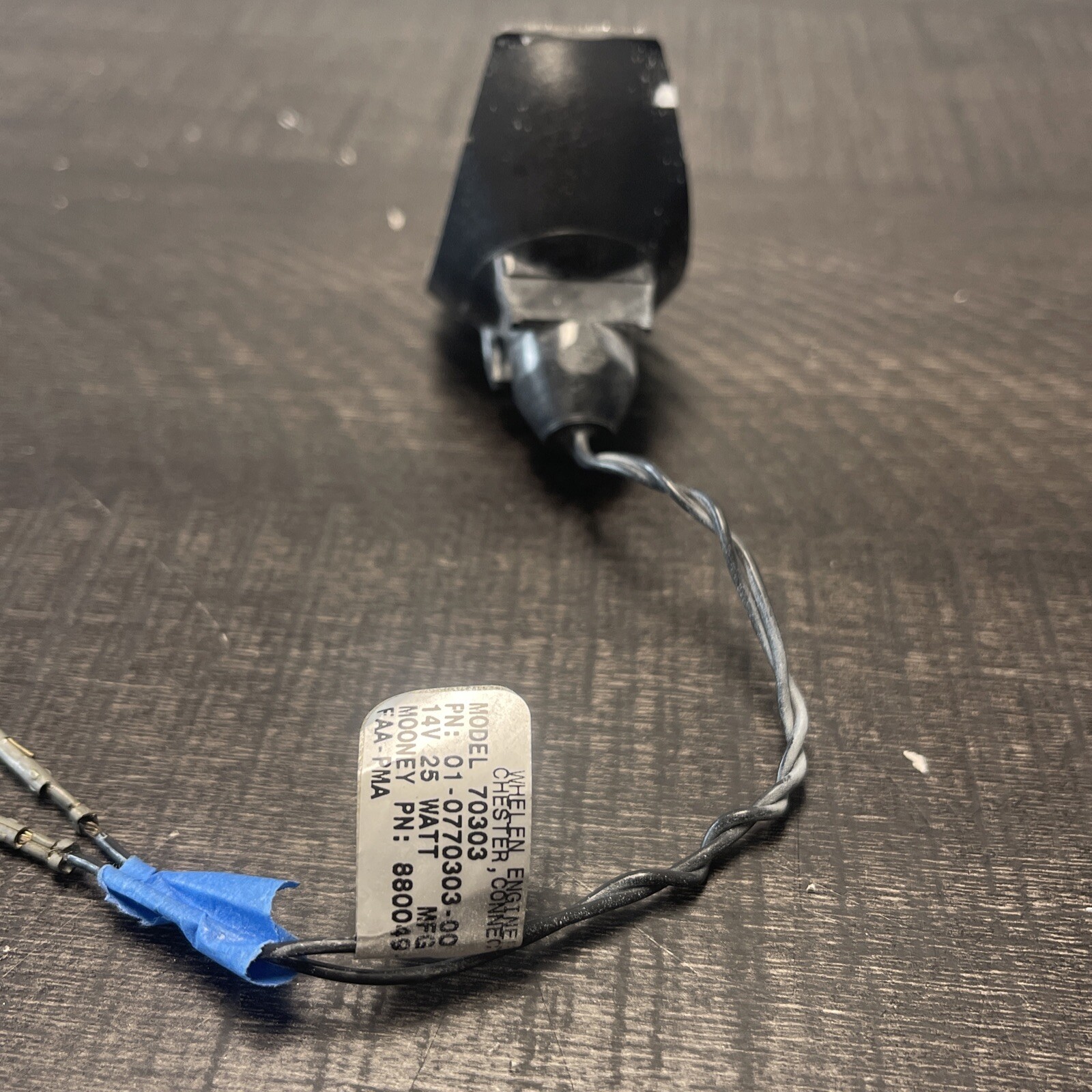 Mooney Wingtip Recognition Light - Whelen Model 70303 | eBay