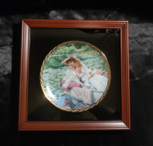Framed Sandra Kuck collector plate "Reflection of love" The Reco ...