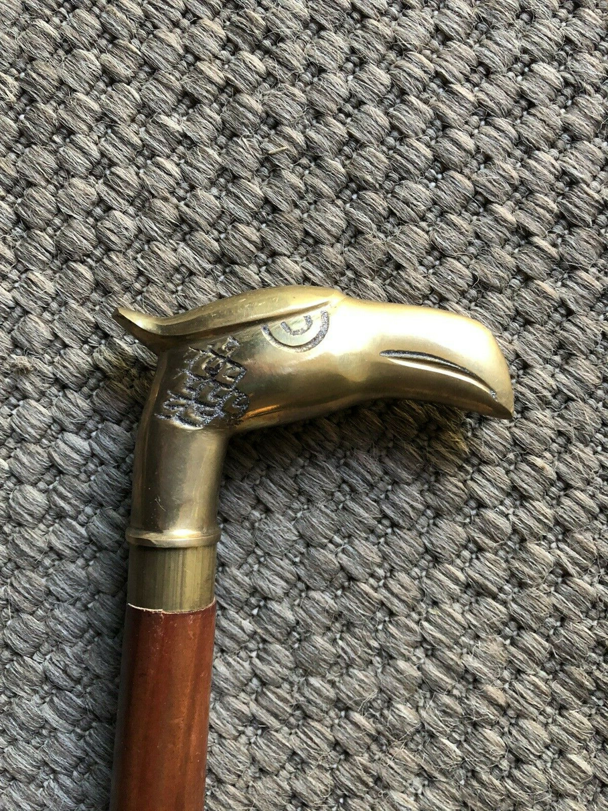 Vintage Cane / Walking stick Brass Eagle Handle - Gem