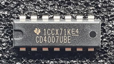 CMOS 4007 - MOS4007 (CD4007UBE / Texas Instruments), 2 Stück | eBay.de