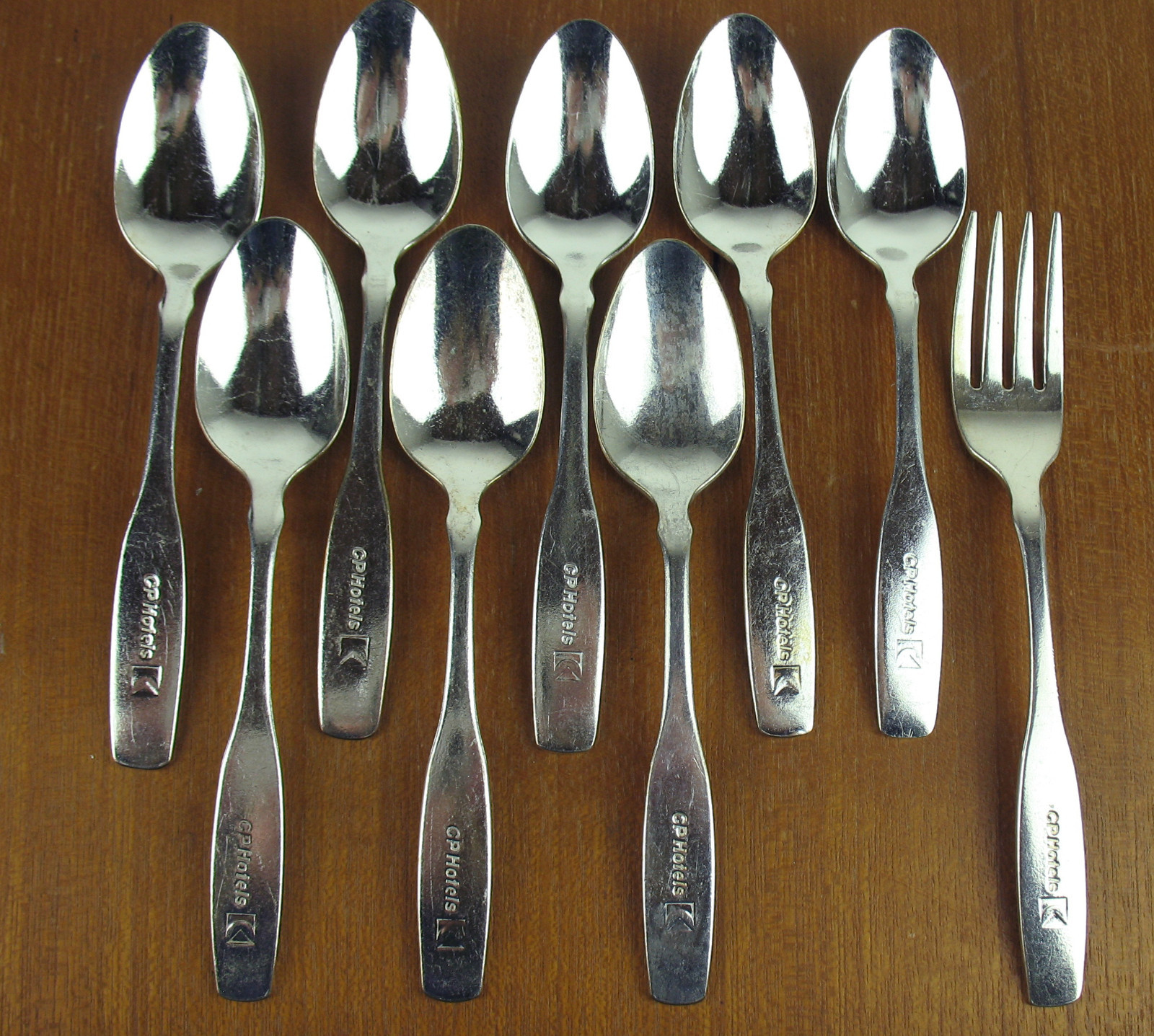 8 CP Hotels Spoons & 1 Fork Oneida Silversmith silverplate Canadian ...