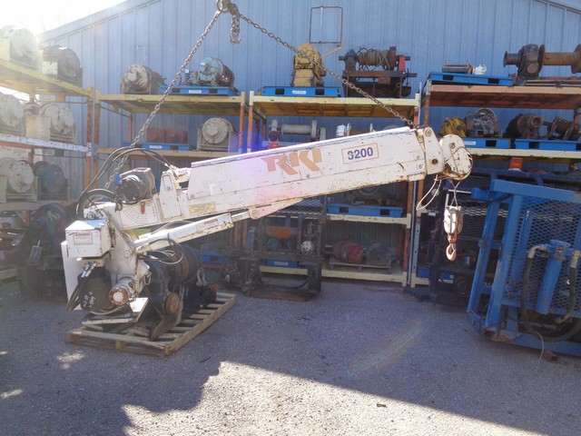 RKI Crane Model 3200 Electric/hydraulic Capacity 3 200 Lbs. for sale ...