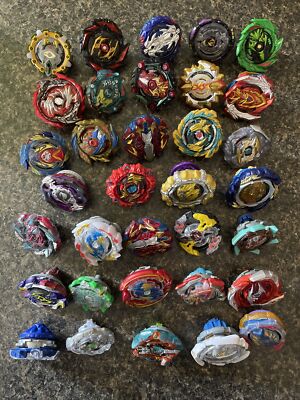 Beyblade Spin Toys HUGE Lot Of 40 Plus Beyblades & Accessories 100 ...