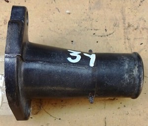 TOYOTA HILUX HIACE ENGINE 4Y 3Y 2Y 1Y WATER OUTLET THERMOSTAT HOUSING ...