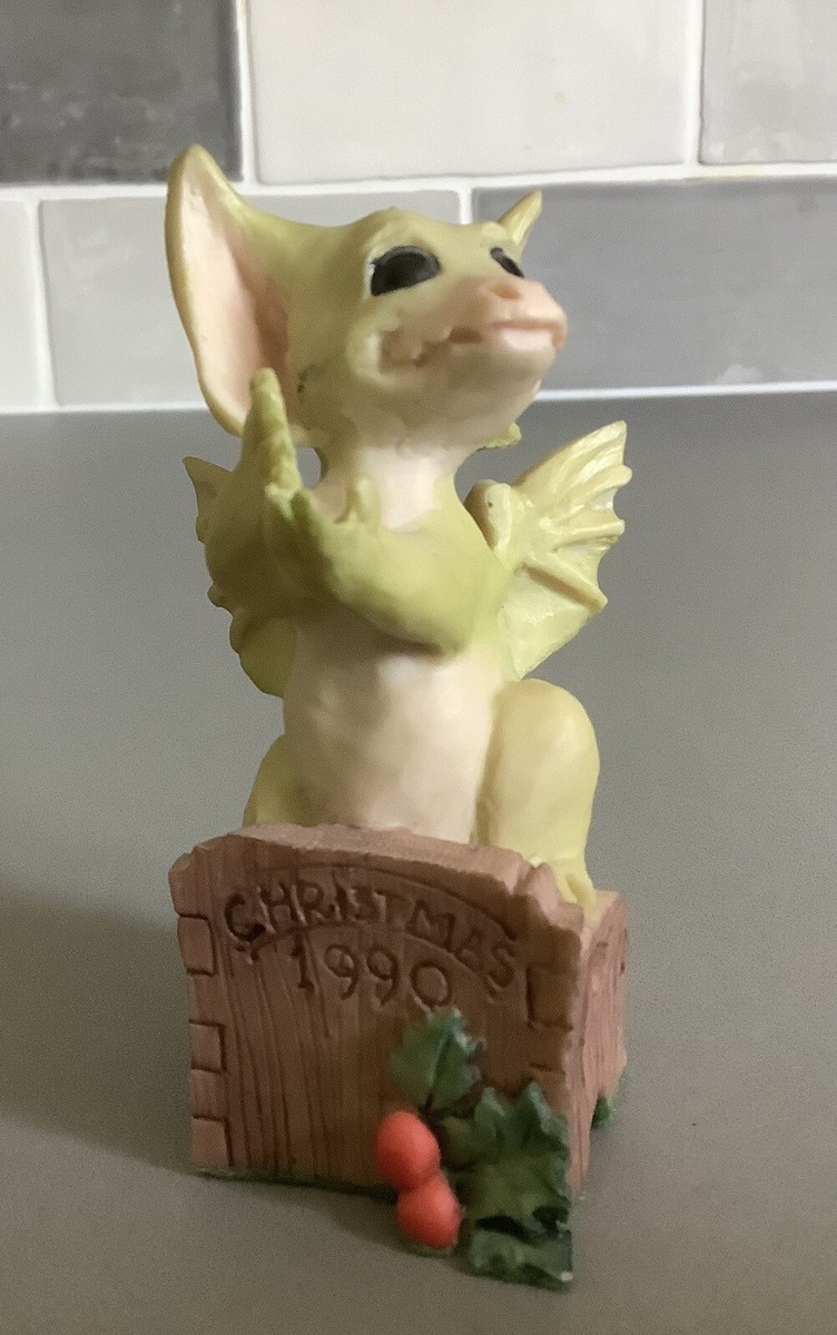 Pocket Dragon Figurines
