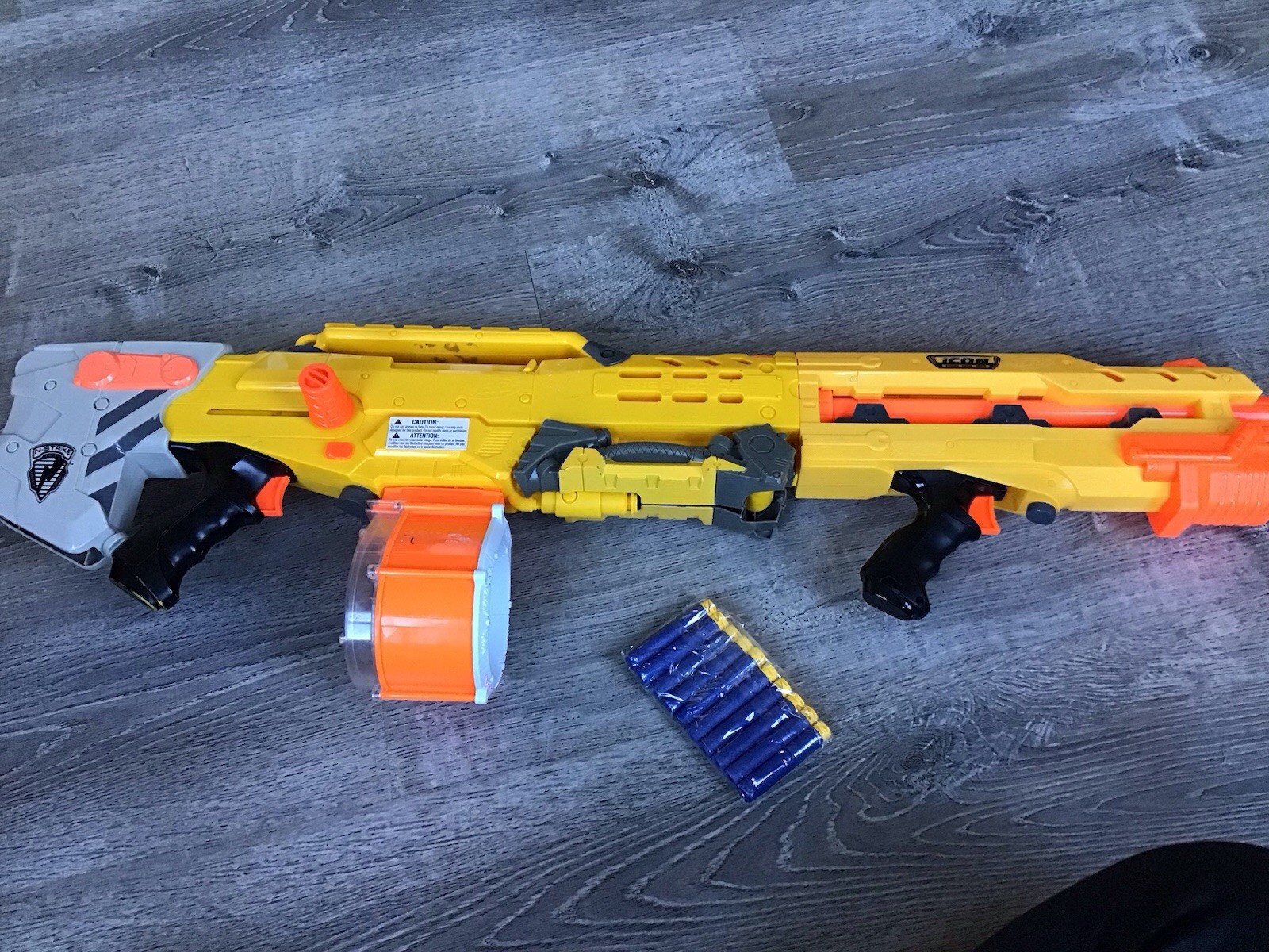 Nerf N-Strike Icon Series Deploy CS-6 Blaster Yellow with Drum & Stand ...