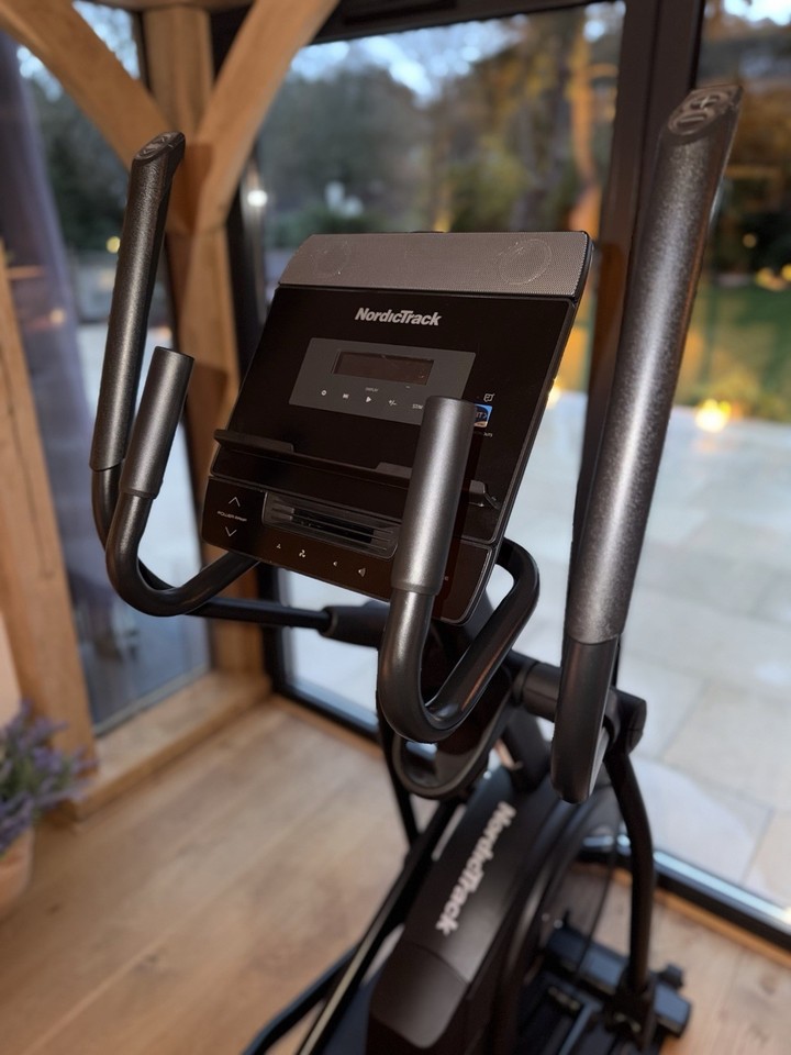 NordicTrack Airglide LE Elliptical Cross Trainer Home Gym Cardio ...