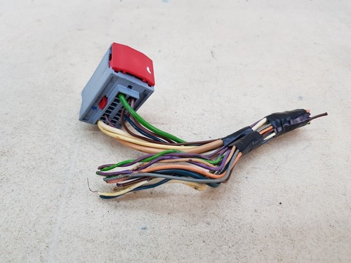 CITROEN C3 MK2 09-16 1.4 1.6 BODY CONTROL MODULE FUSE BOX REPAIR PLUG ...