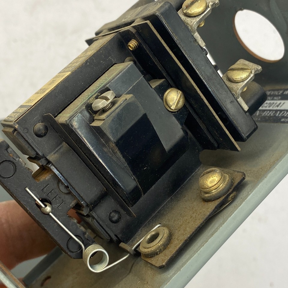 Allen Bradley 700-C020A4 Contactor 700-C201A1 10A 600V 120V Coil USA ...