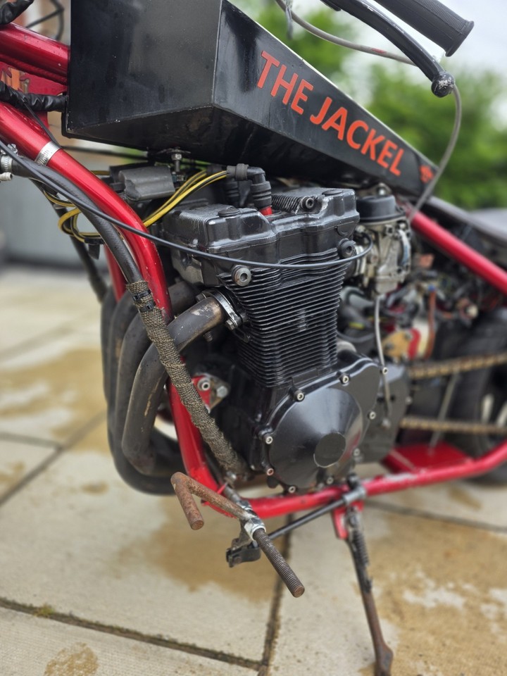 Custom Chopper Motorcycle, Red hard up goose neck frame, 1000cc Suzuki ...