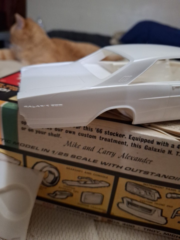 Amt 1966 Ford Galaxy Ht First Issue Nere Mint Missing Engine Parts Has ...