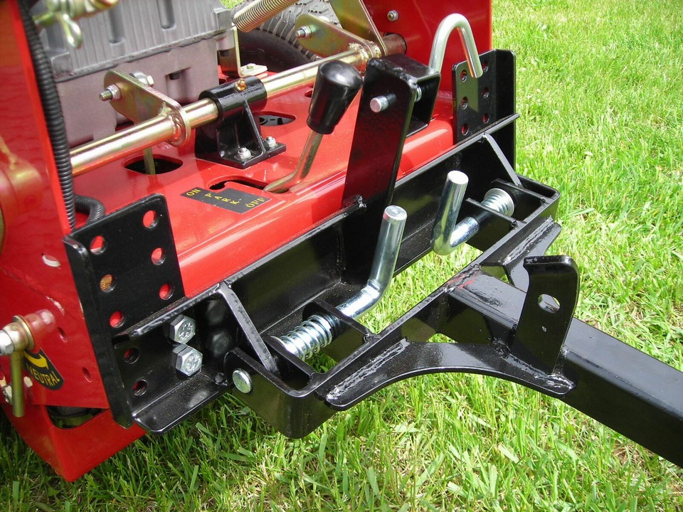 Two Wheel Sulky Lift Latch Mowers Pneumatic Wheels Anti-slip Platform ...