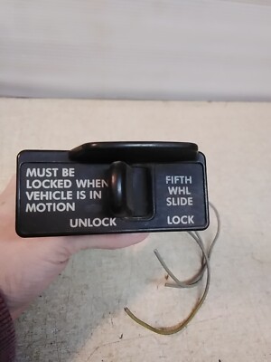 Freightliner Fifth Wheel Slide Suspension Switch Valve 3270-2 | eBay