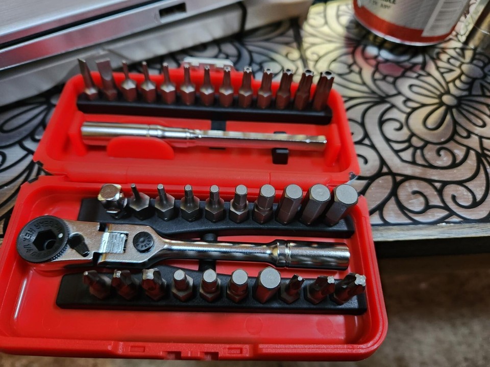 Professional Locking Flex Head Ratchet and Bit Set 35-Piece | eBay