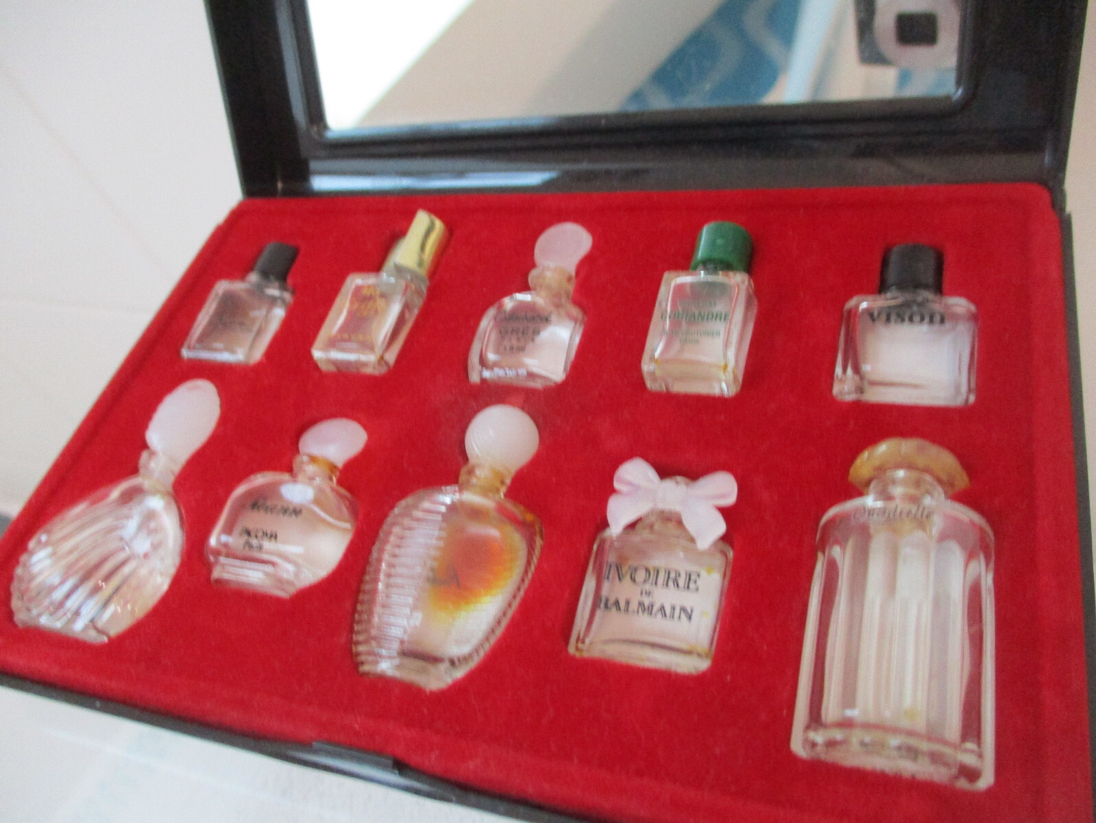 LES MEILLEURS PARFUMS DE PARIS Coffret Miniature de parfum de ...